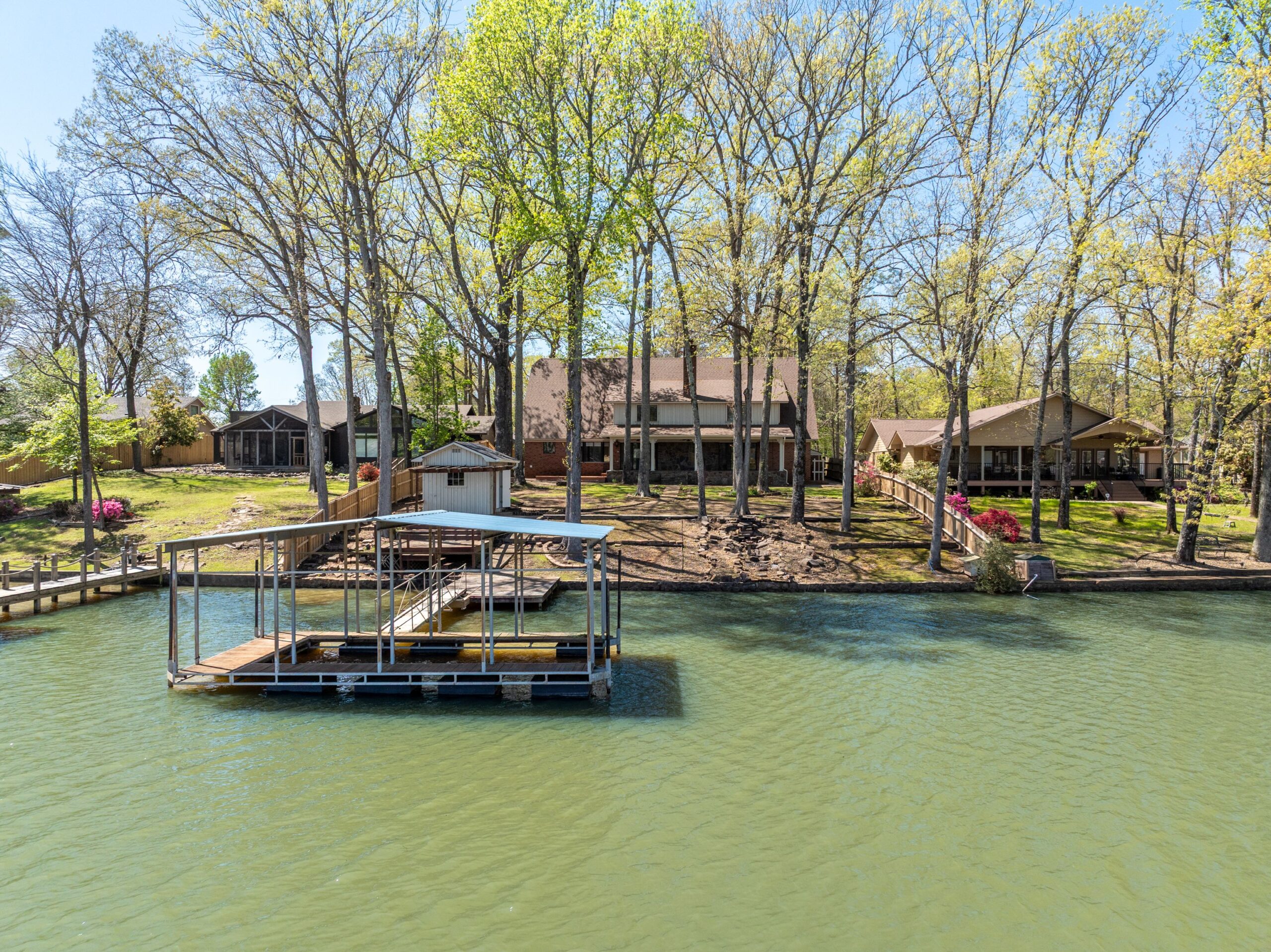Lake Hamilton – Wilson Auctioneers
