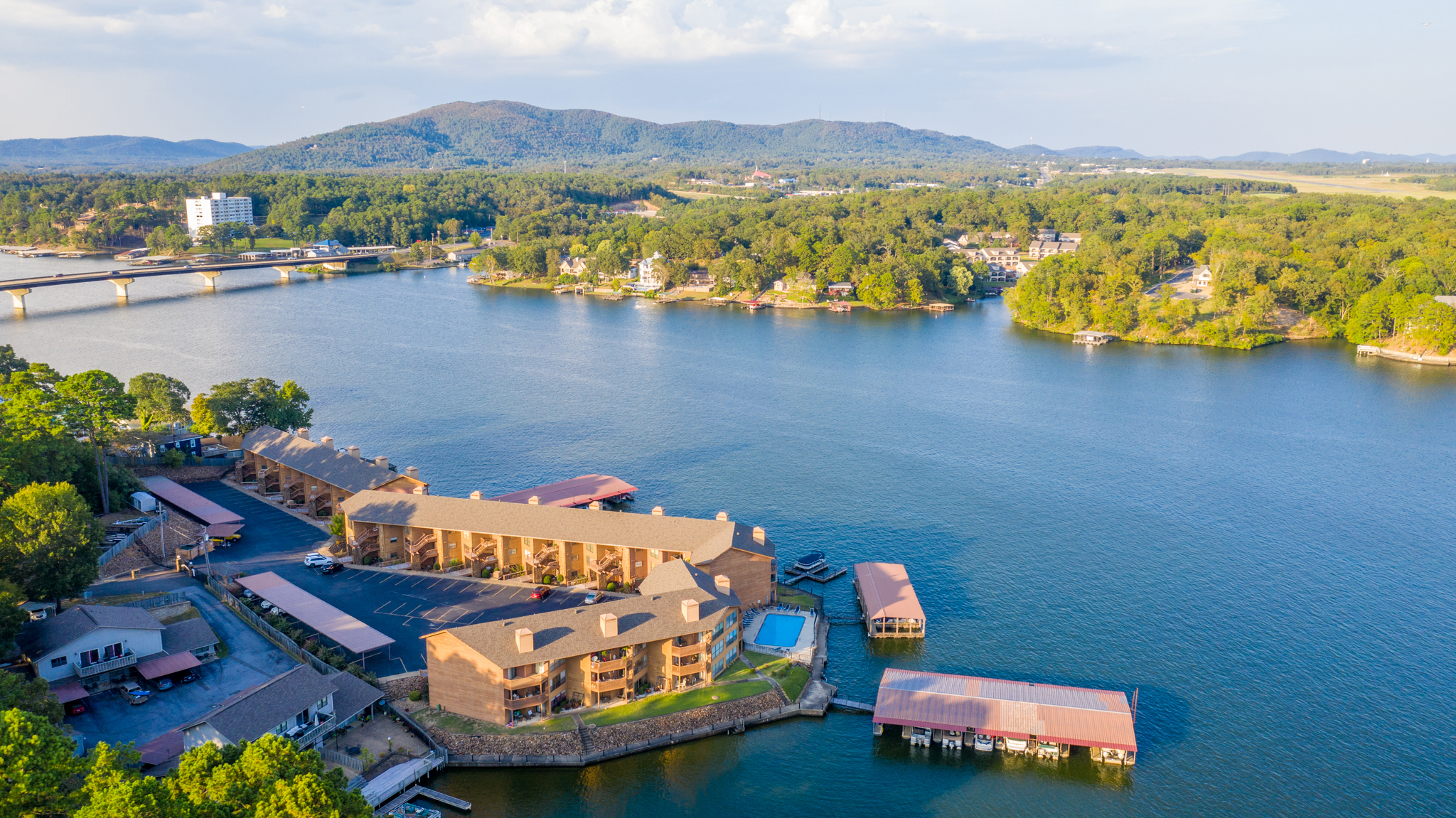 Lake Hamilton – Wilson Auctioneers